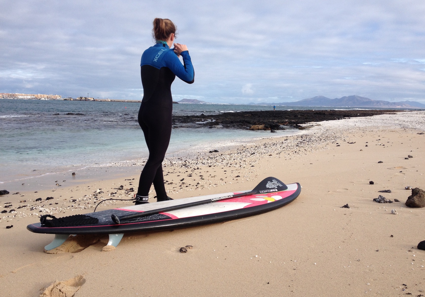 Come on girls - give SUP surfing a try this year | SUPboarder Magazine