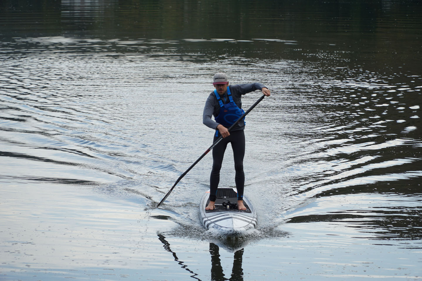 Should I wear a PFD when paddleboarding? / SUPboarder's Palm PFD guide ...